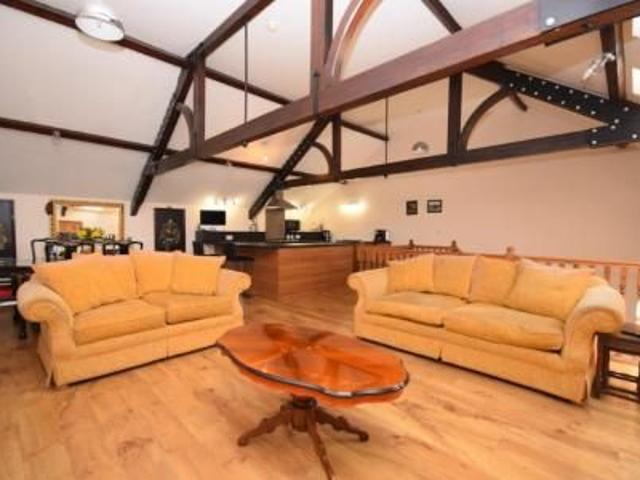 3 bedroom Town house To Let