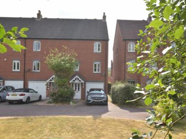 3 bedroom Town house To Let