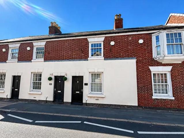 3 Bedroom Town House To Rent In Claremont Terrace, High Street, Swadlincote, DE12