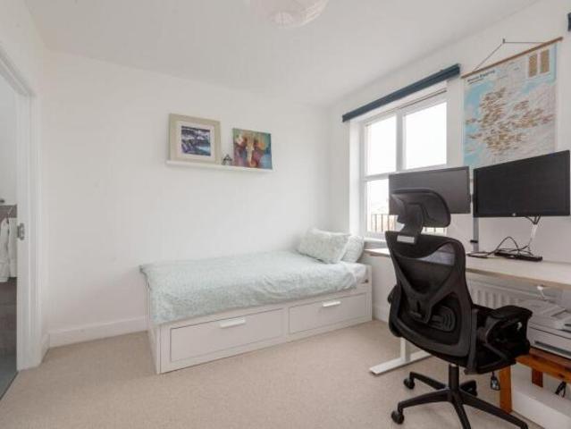 3 bedroom town house for sale in 4 Lugton Terrace, Gilmerton, Edinburgh, EH17 8GU, EH17