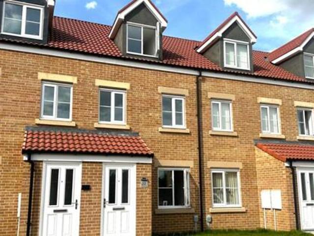 3 Bedroom Town House For Sale In Waddington, Lincoln