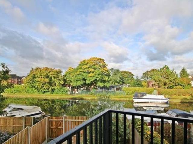 3 bedroom town house for sale in Waterbridge Court Appleton Warrington WA4 WA4