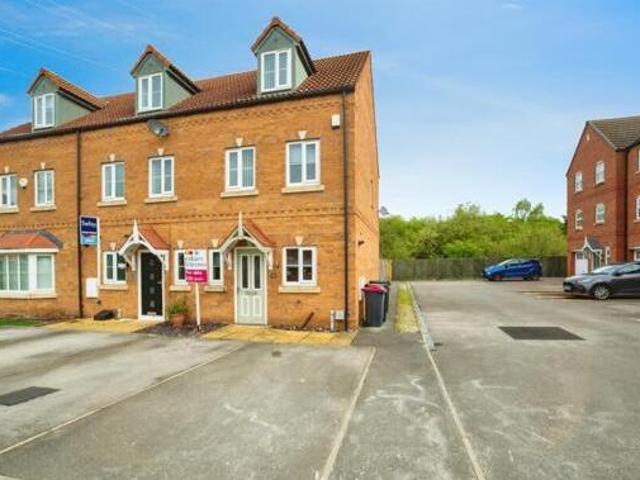 3 Bedroom Town House For Sale In Wath upon dearne