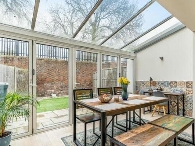 3 Bedroom Town House For Sale In Windsor