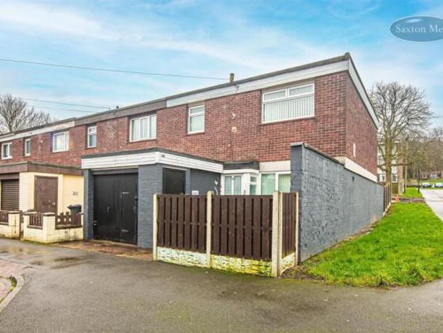 3 bedroom town house for sale in Winn Gardens, Hillsborough, Sheffield, S6