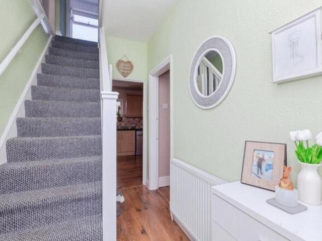 3 bedroom town house for sale in Worcester Road, Leicester, LE2