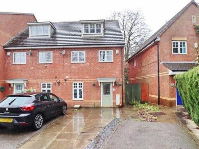 3 Bedroom Town House For Sale In Worsley