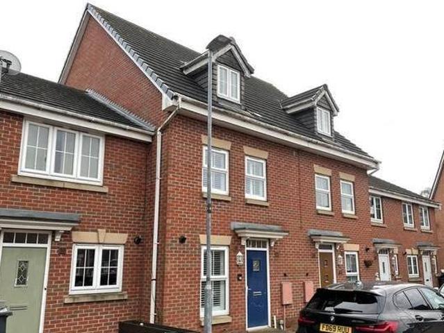 3 bedroom town house for sale in Adam Morris Way Leicestershire Coalville LE67