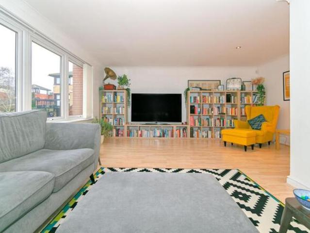 3 bedroom town house for sale in Adelphi Street, Campbell Park, MK9