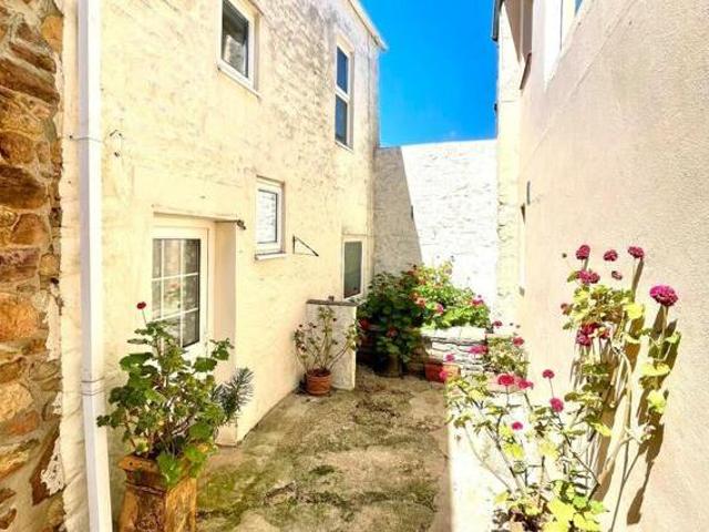 3 Bedroom Town House For Sale In Alderney