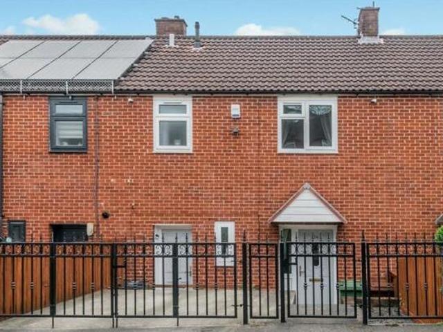 3 Bedroom Town House For Sale In Armley