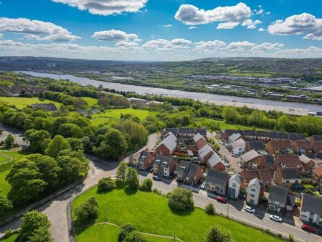 3 bedroom town house for sale in Armstrong Road, The Rise, Newcastle upon Tyne, NE15