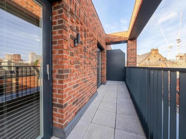 3 bedroom town house for sale in Ardwick Green, Manchester, M12