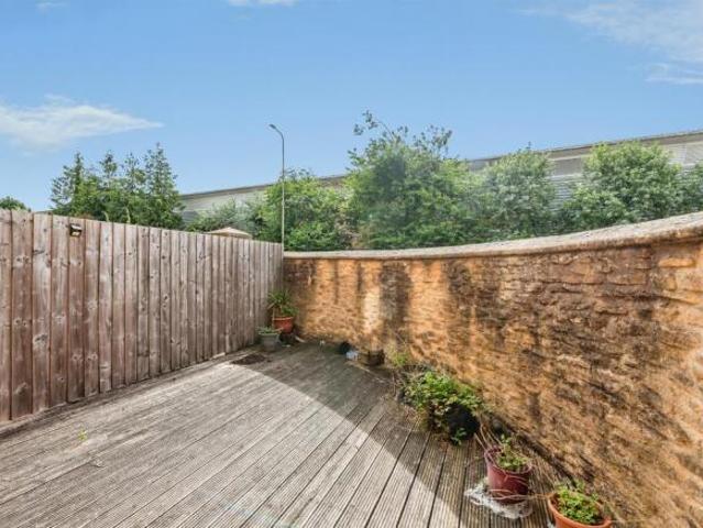 3 bedroom town house for sale in Bennett Crescent, Cowley, Oxford, OX4