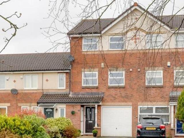 3 Bedroom Town House For Sale In Bolton