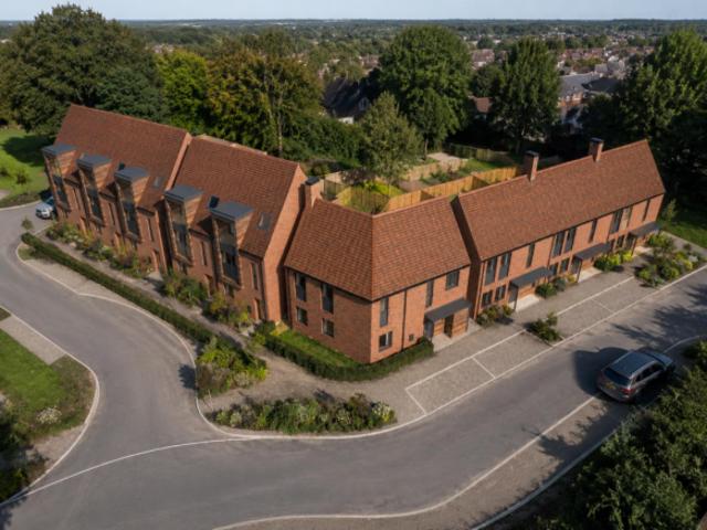 3 bedroom town house for sale in Blackberry Way, Osbaldwick, York, YO31
