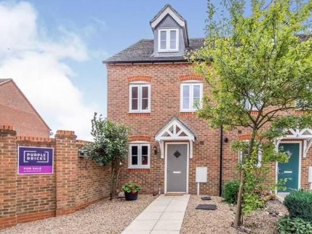 3 bedroom town house for sale in Brampton Field Aylesford ME20