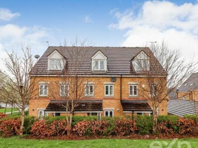 3 Bedroom Town House For Sale In Castleford