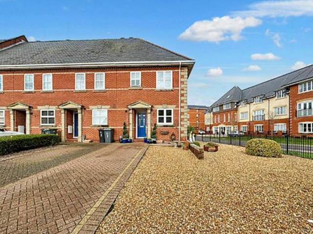 3 Bedroom Town House For Sale In Christchurch