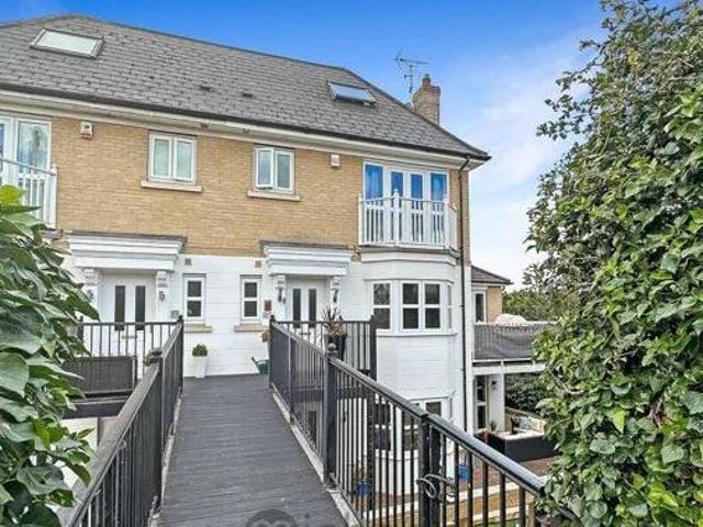 3 Bedroom Town House For Sale In Colchester