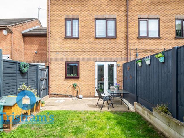 3 bedroom town house for sale in Clough Court, Nottingham, NG8