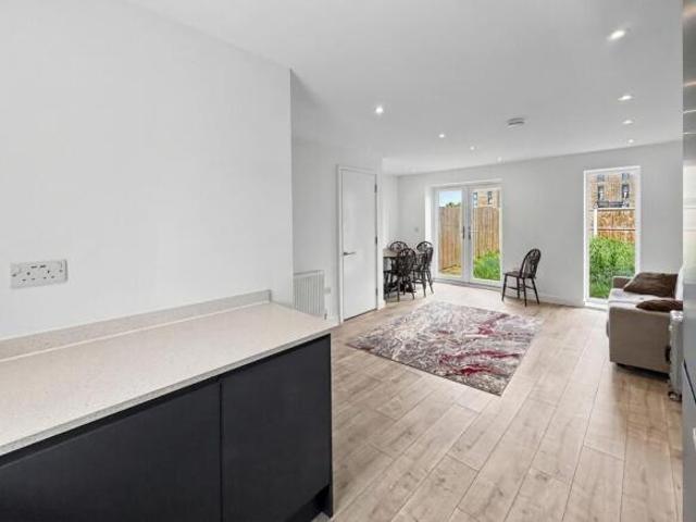 3 bedroom town house for sale in Cromwell Road, Salford, M6
