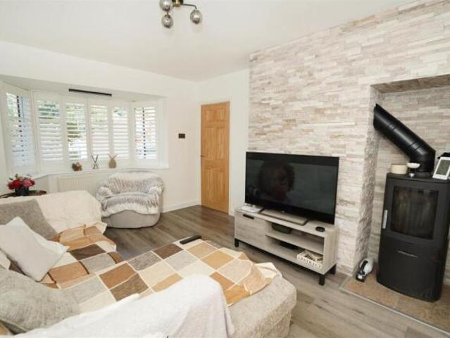 3 bedroom town house for sale in Crossdale Road, Breightmet, Bolton, BL2