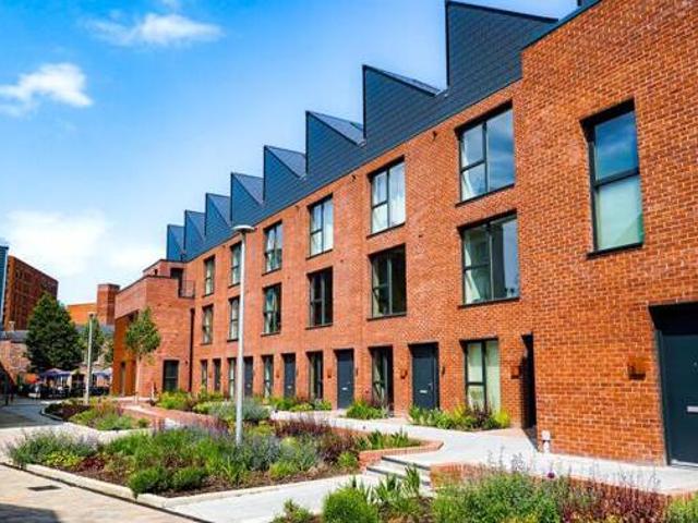 3 Bedroom Town House For Sale In David Street