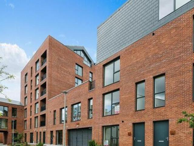 3 Bedroom Town House For Sale In David Street