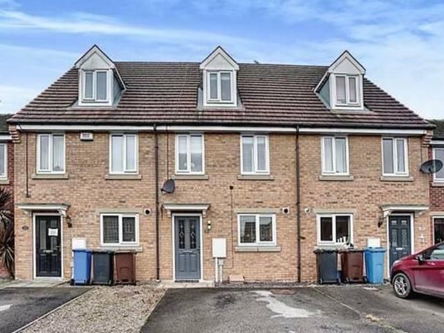 3 bedroom town house for sale in Deepwell Mews Halfway Sheffield South Yorkshire S20