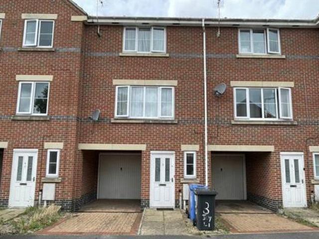 3 Bedroom Town House For Sale In Derby