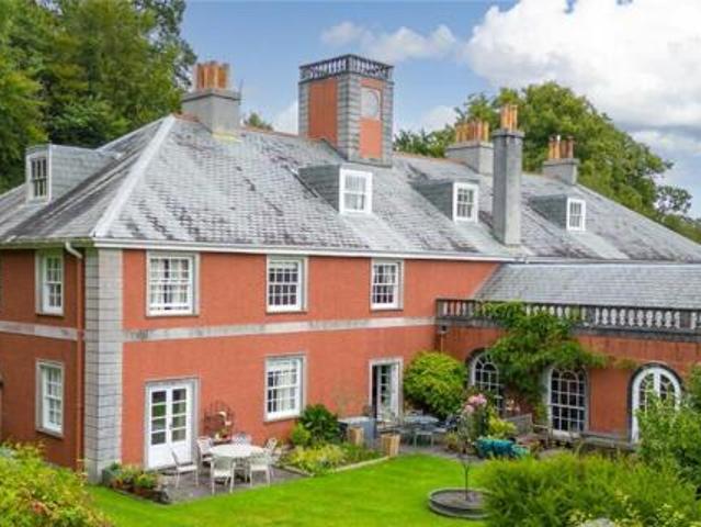 3 Bedroom Town House For Sale In Devon