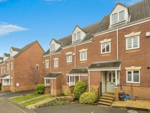 3 Bedroom Town House For Sale In Doncaster