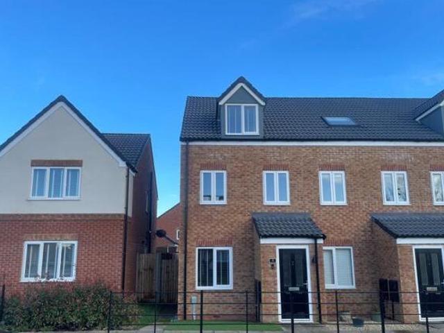 3 Bedroom Town House For Sale In Eastwood