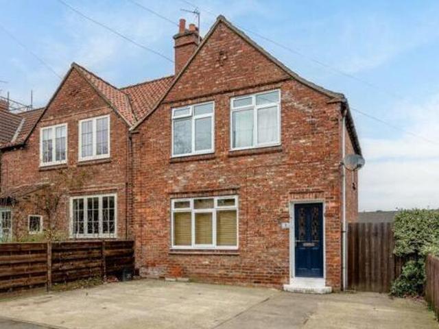 3 Bedroom Town House For Sale In Fulford