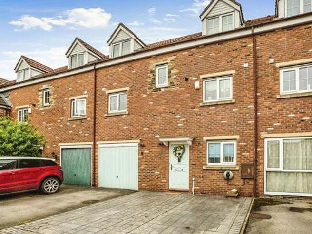 3 Bedroom Town House For Sale In Goldthorpe