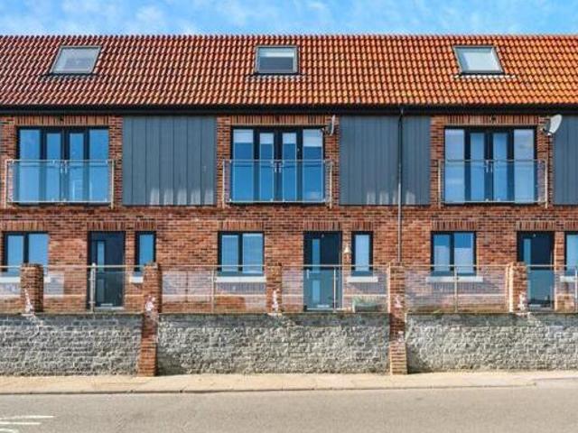 3 Bedroom Town House For Sale In Gorleston