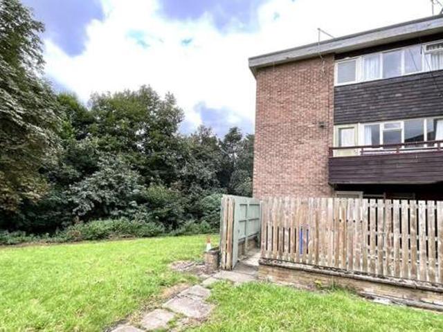 3 Bedroom Town House For Sale In Gleadless Valley, Sheffield