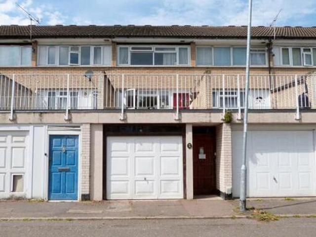 3 Bedroom Town House For Sale In Harefield
