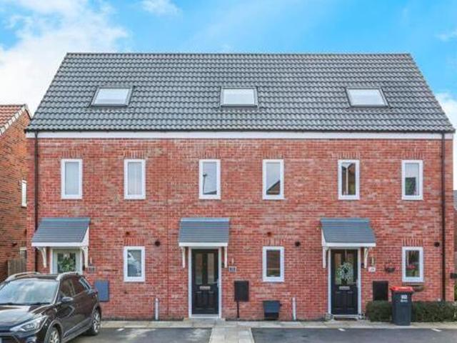 3 Bedroom Town House For Sale In Hucknall