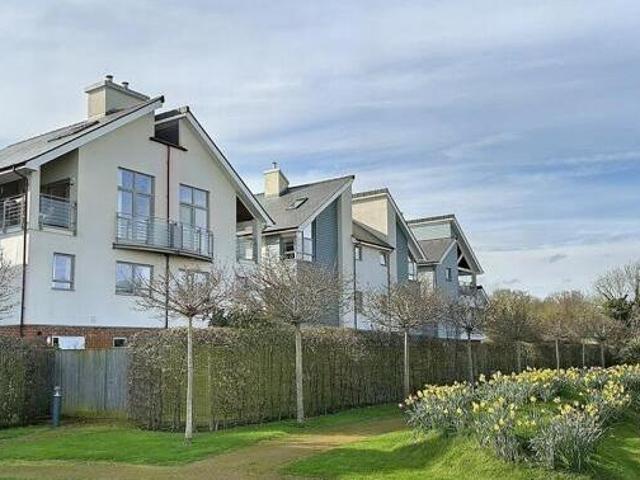 3 Bedroom Town House For Sale In Hythe