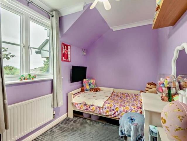 3 bedroom town house for sale in Lacock Gardens, Maidstone, ME15