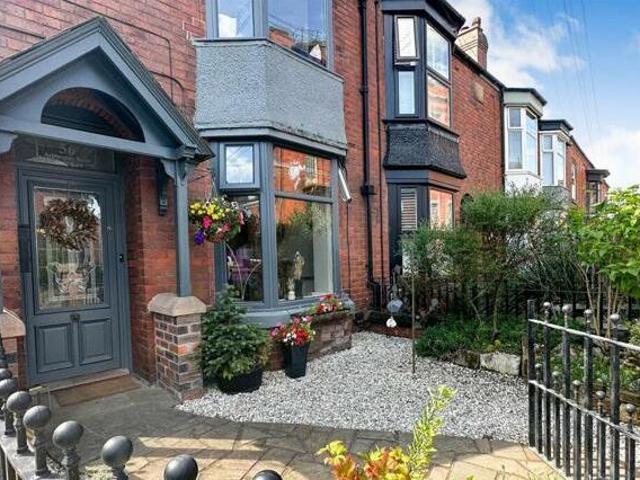 3 Bedroom Town House For Sale In Leek, Staffordshire