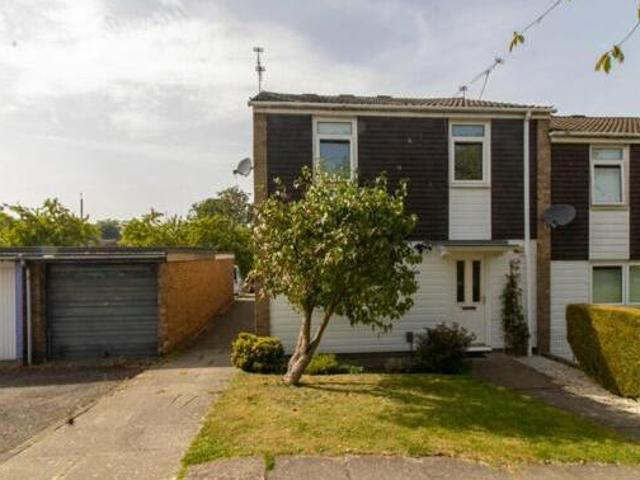 3 Bedroom Town House For Sale In Leicester