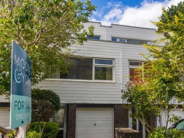 3 Bedroom Town House For Sale In Leicester