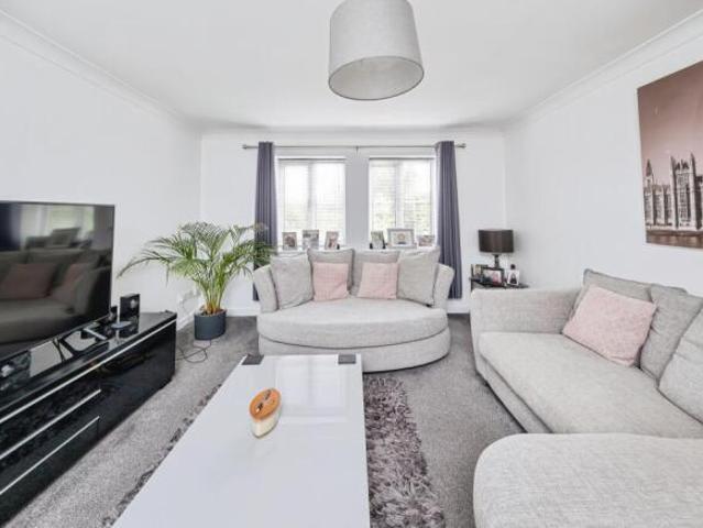 3 bedroom town house for sale in Lindisfarne Drive, Monkston, Milton Keynes, MK10