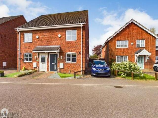 3 Bedroom Town House For Sale In Lingwood