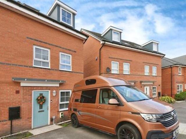 3 Bedroom Town House For Sale In Liverpool