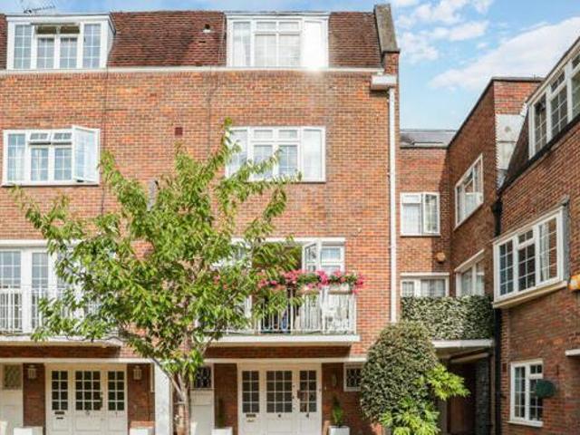 3 Bedroom Town House For Sale In London