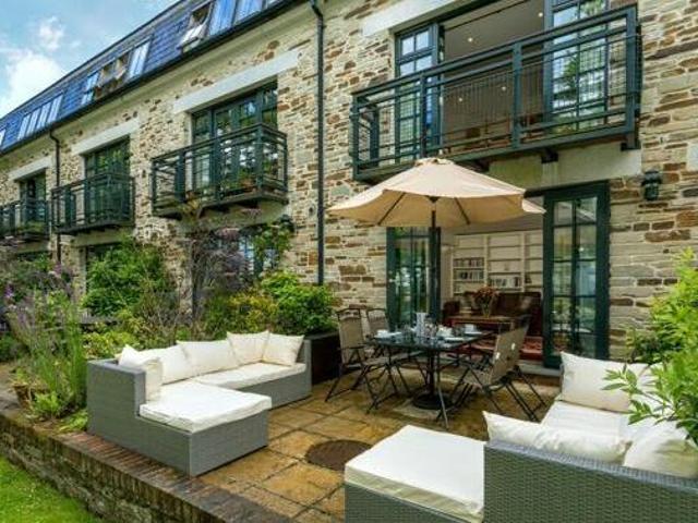3 Bedroom Town House For Sale In Lostwithiel